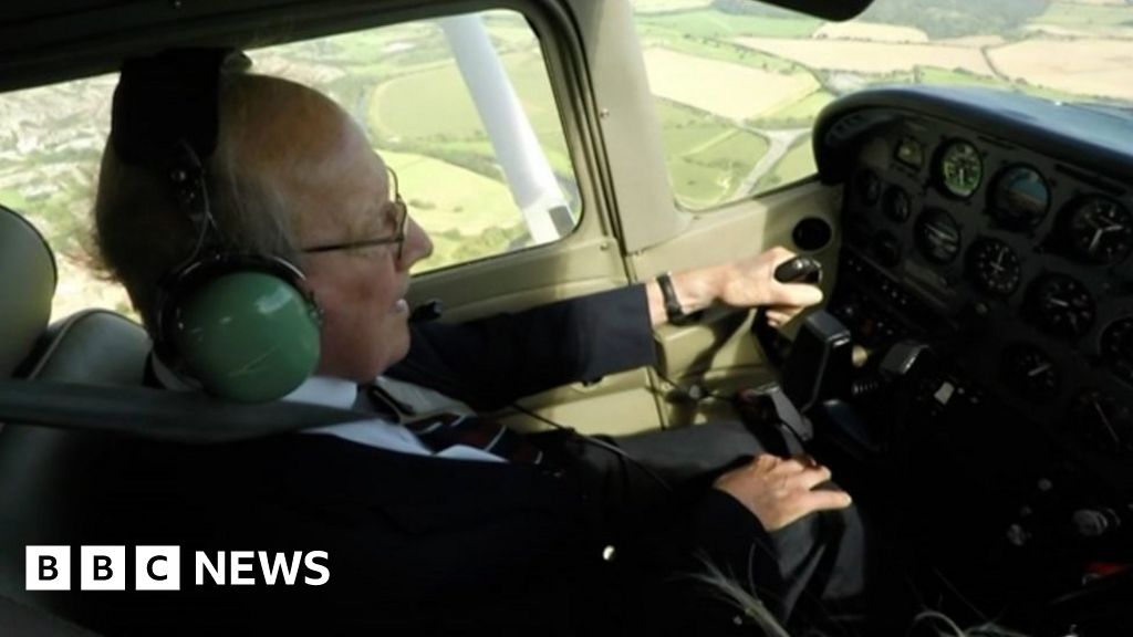 WW2 veteran pilot takes 99th birthday flight in Shropshire