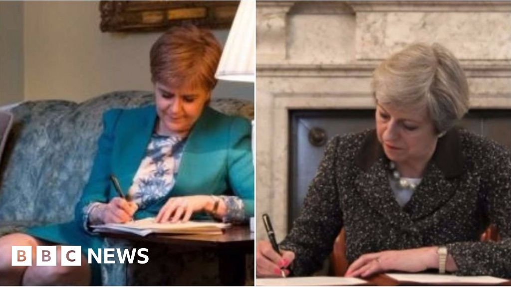 Two leaders, two visions, two aims - BBC News