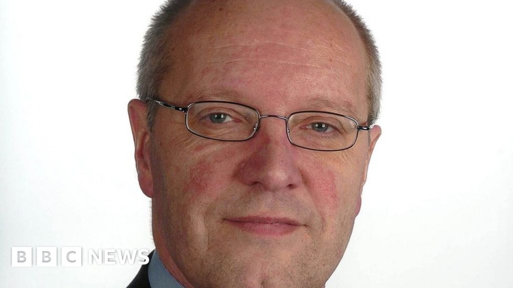 Austin Hunter: Arrest in Bahrain over journalist's death - BBC News