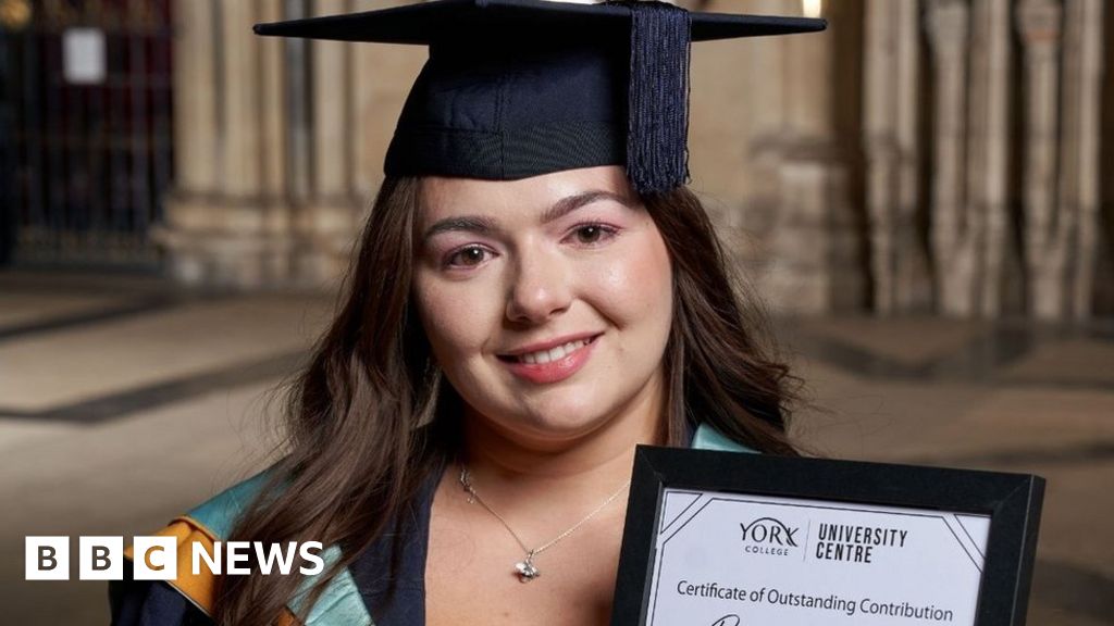 Manchester Arena attack witness aims to help NHS disaster training