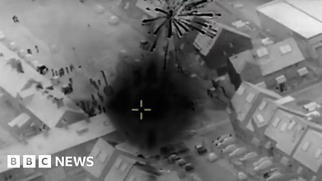 Halifax Bonfire Night disorder CCTV released - BBC News