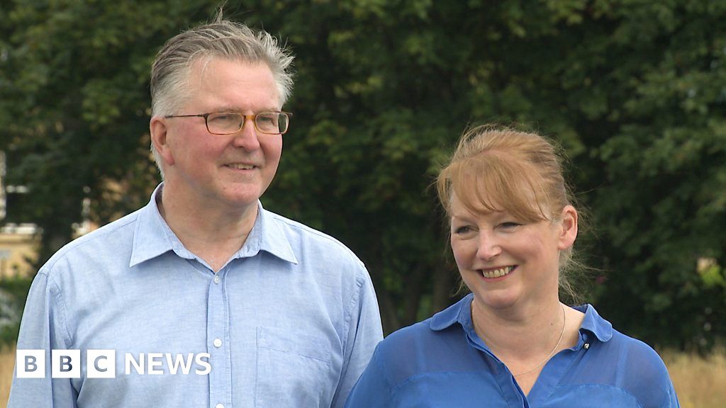 Duncan Scott's parents on 'tremendous' Tokyo Olympics success - BBC News