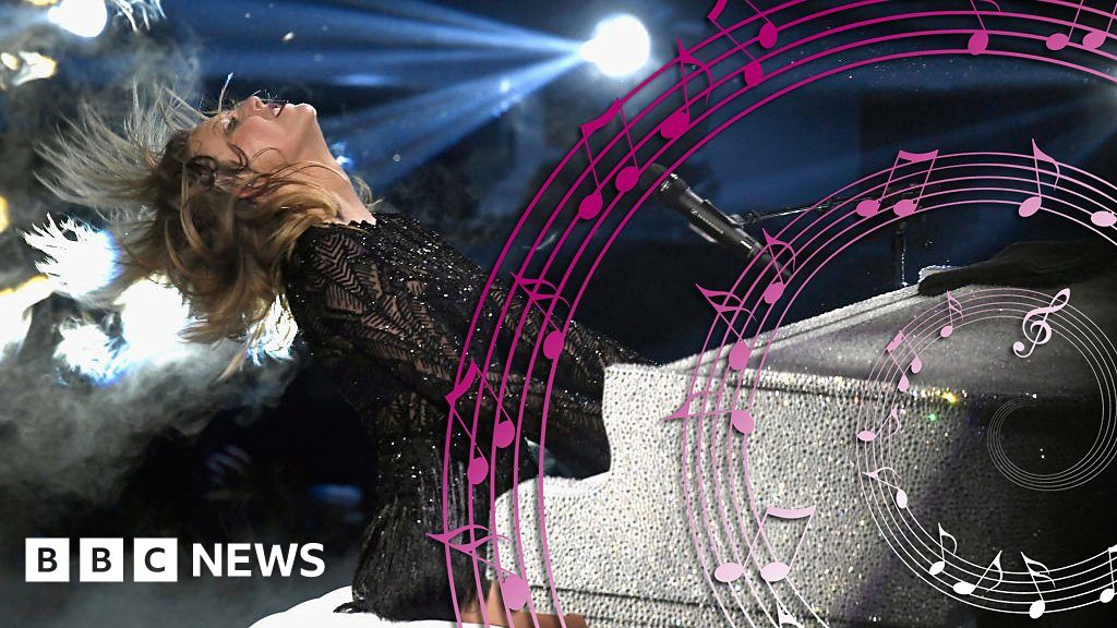 How Taylor Swift writes melodies - BBC News