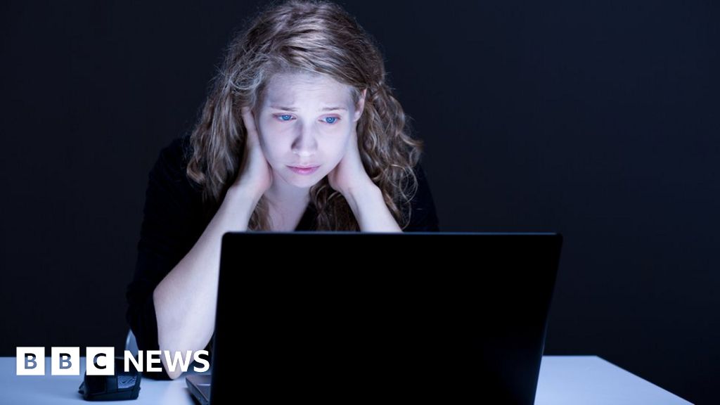 Stalking charity wins government funding for first time