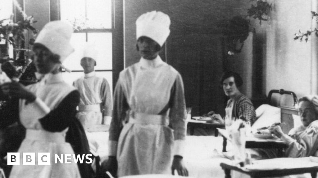 Beccles Hospital hosts public event to celebrate 100 years of care ...