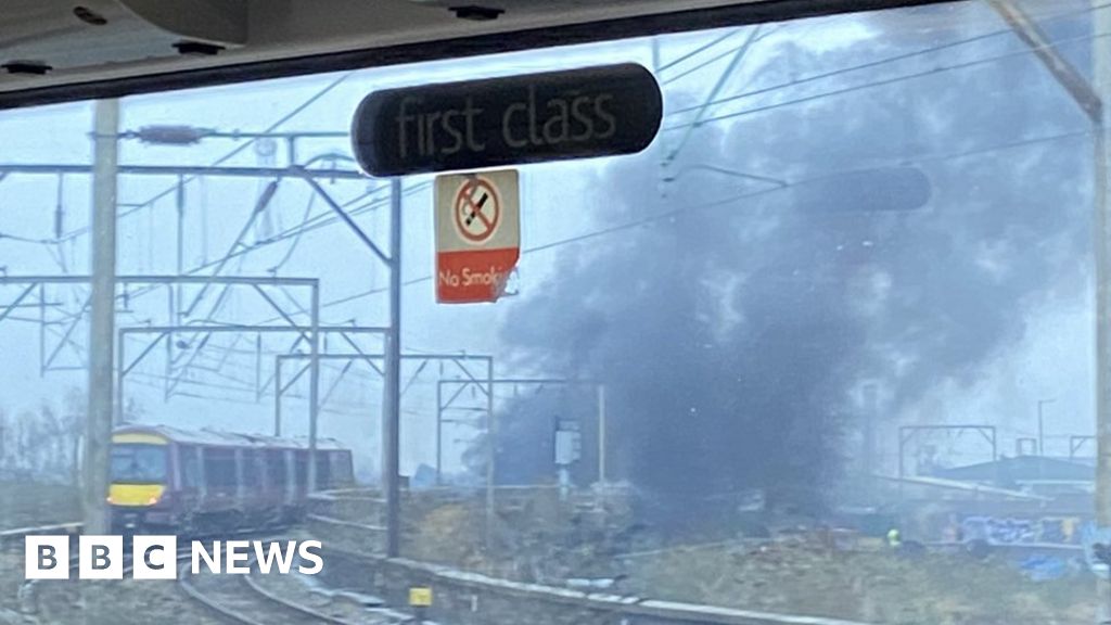Fire under Wolverhampton rail bridge causes travel disruption