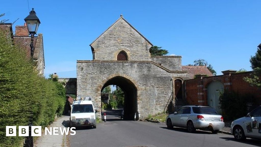 Hanging Chapel repaired after lorry hit