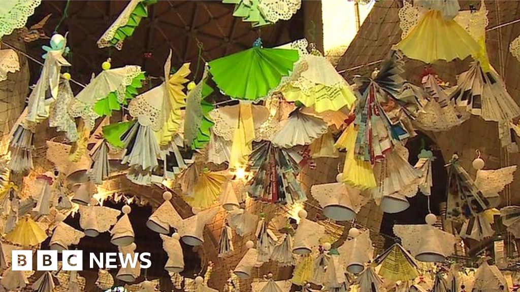 Covid in Wales: Wrexham church displays angels to honour deaths