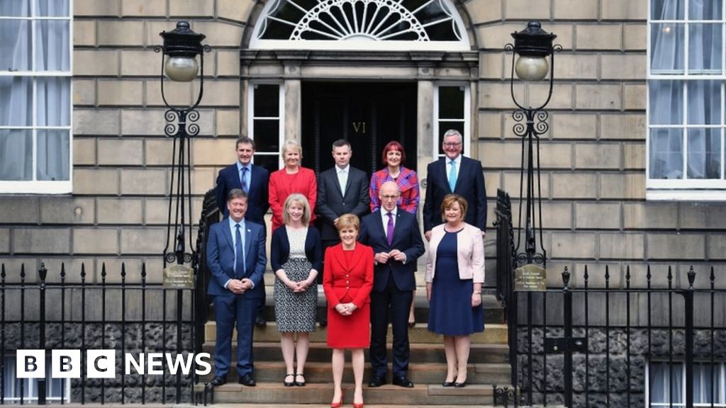 Getting a handle on the new cabinet - BBC News