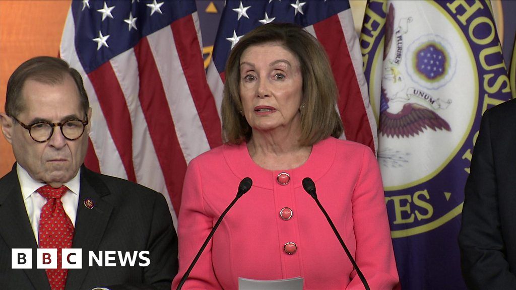 Pelosi 'proud to present impeachment managers' - BBC News