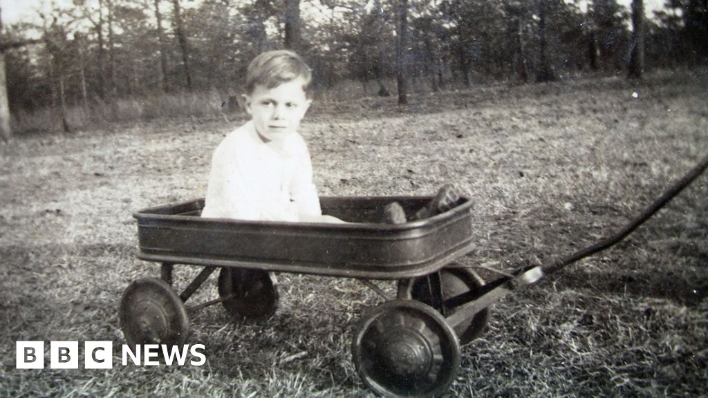 Donald Grey Triplett: The first boy diagnosed as autistic - BBC News