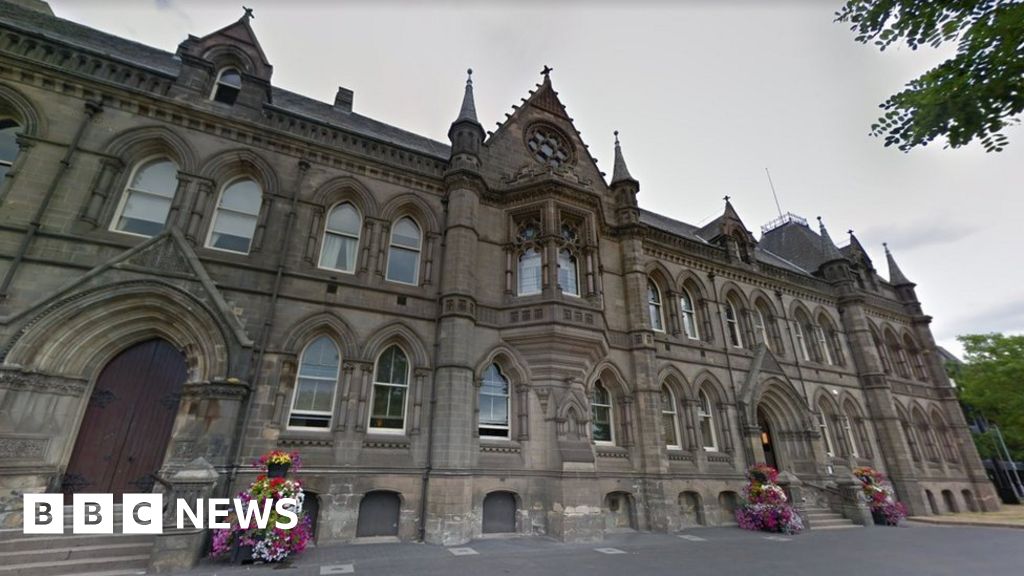 Protestor banned from harassing Middlesbrough Council staff - BBC News