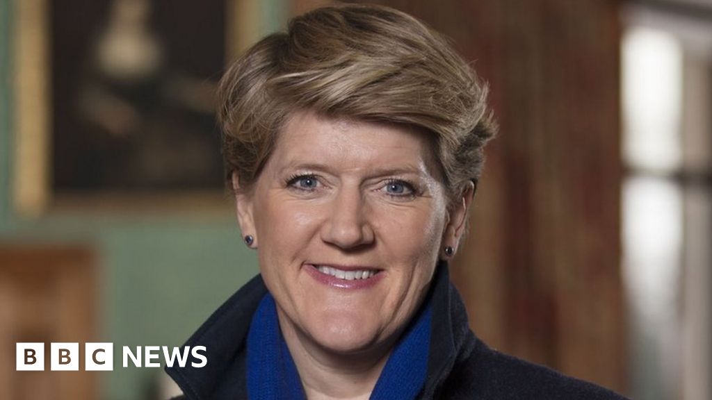 Clare Balding denies Saga interview 'diva' claims - BBC News
