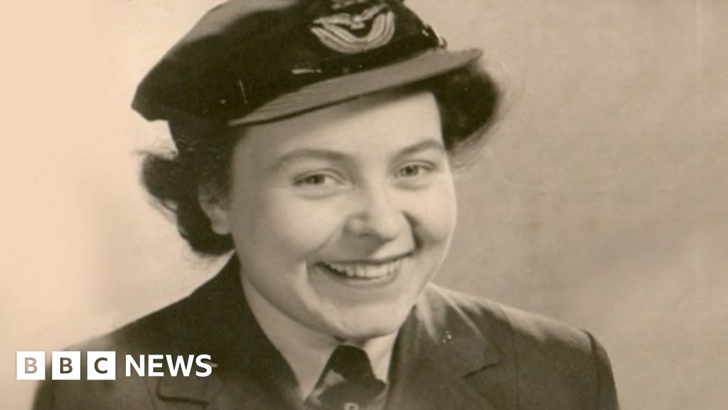 Eileen Younghusband's work 'so important' to WW2 victory - BBC News