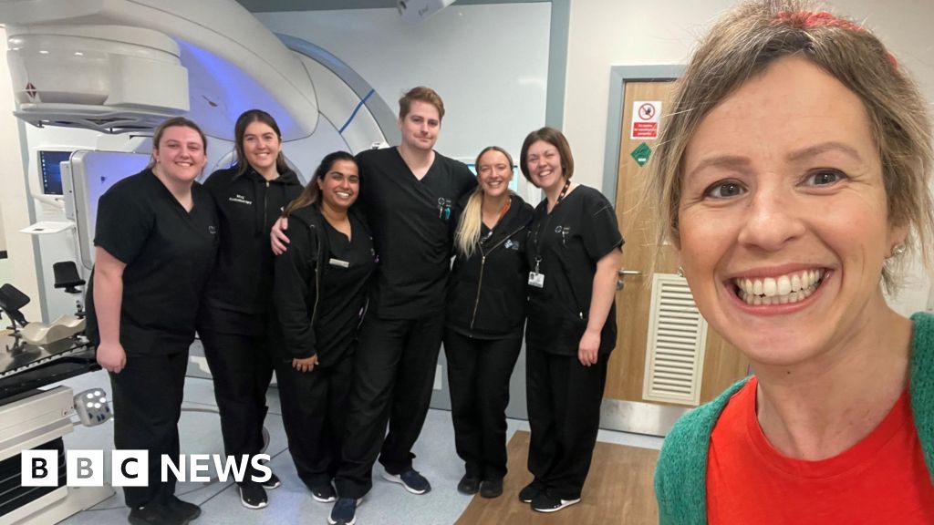 Cancer: Welsh TV presenter Mari Grug gets 'best news possible' - BBC News