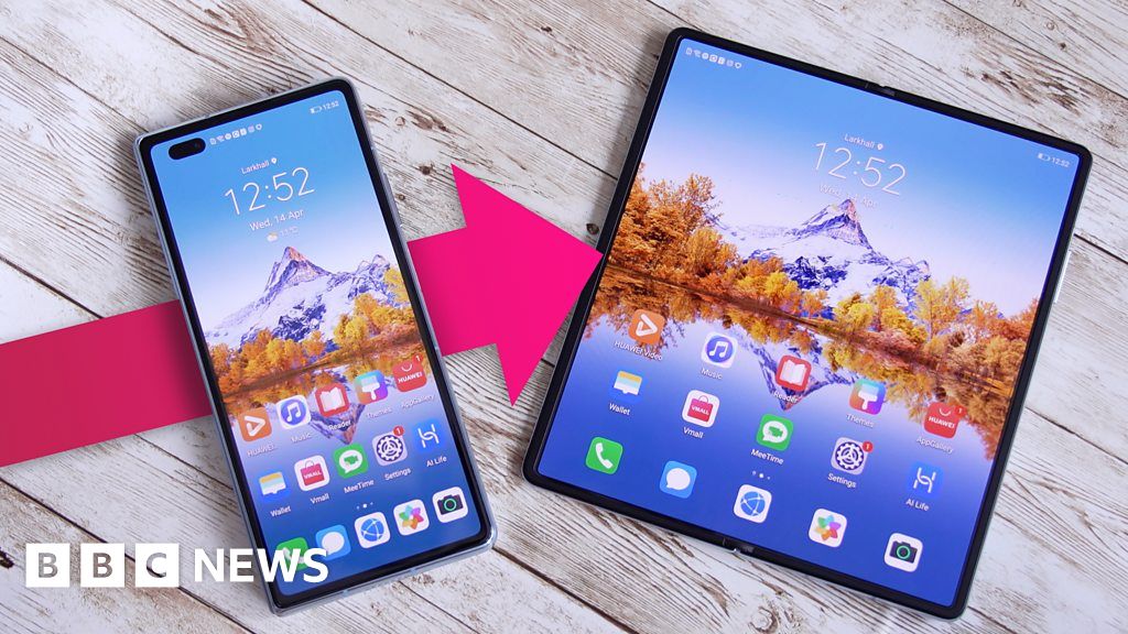 Huawei Mate X2: Mastering the folding phone formula - BBC News