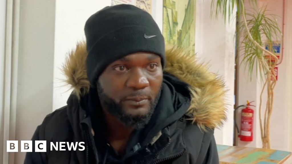 Reading: Refugees face 'very real obstacles' while putting on play ...