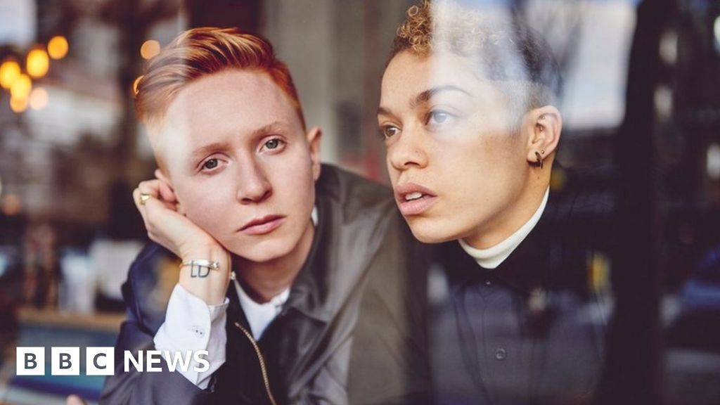 Nimmo: The best mates who've finally found their sound - BBC News