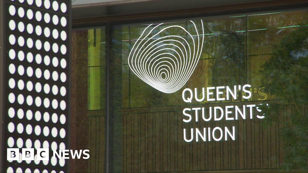 Queen's University's new £41.8m students' union opens its doors - BBC News