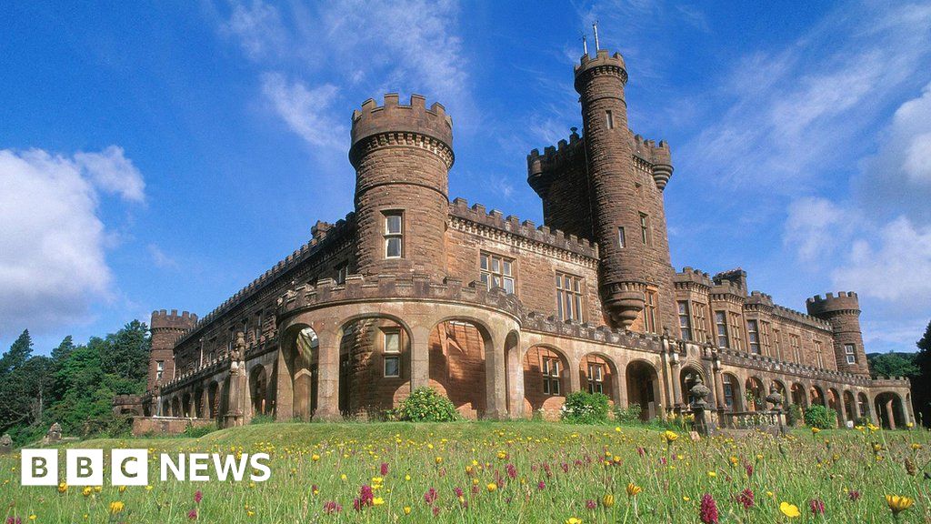 Kinloch Castle: 'Right owner' sought for historic Rum lodge - BBC News