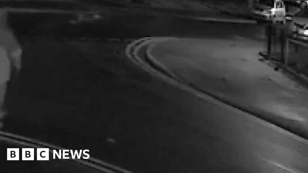 CCTV captures 'shocking' hit-and-run crash - BBC News