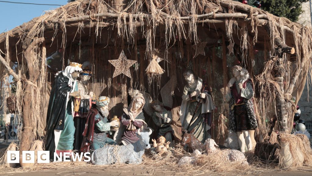 Christmas in Bethlehem: Hopes and fears for the future - BBC News