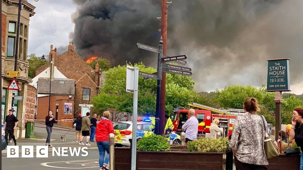 North Shields fire: Firefighters tackle huge blaze near Fish Quay