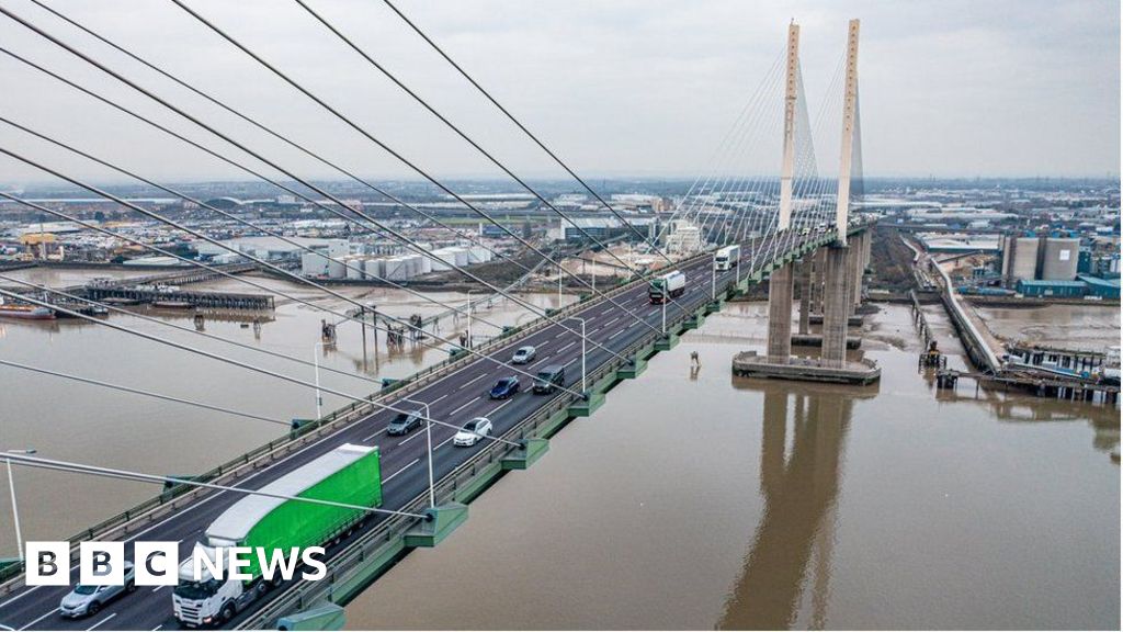 Dartford Crossing QE2 bridge reopened after Storm Jocelyn disruption