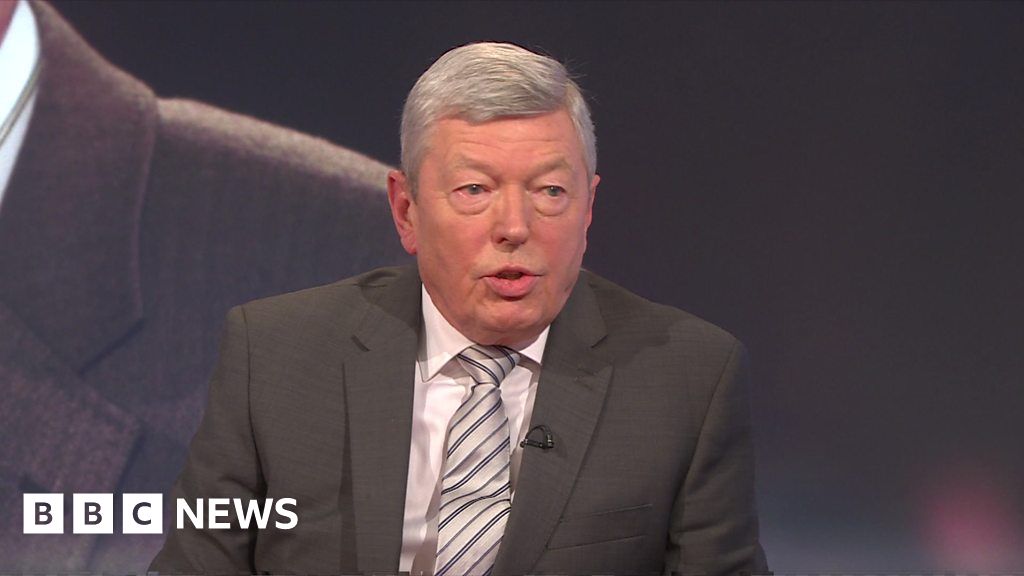 Alan Johnson: Defence debate 'not Jeremy Corbyn's finest' - BBC News
