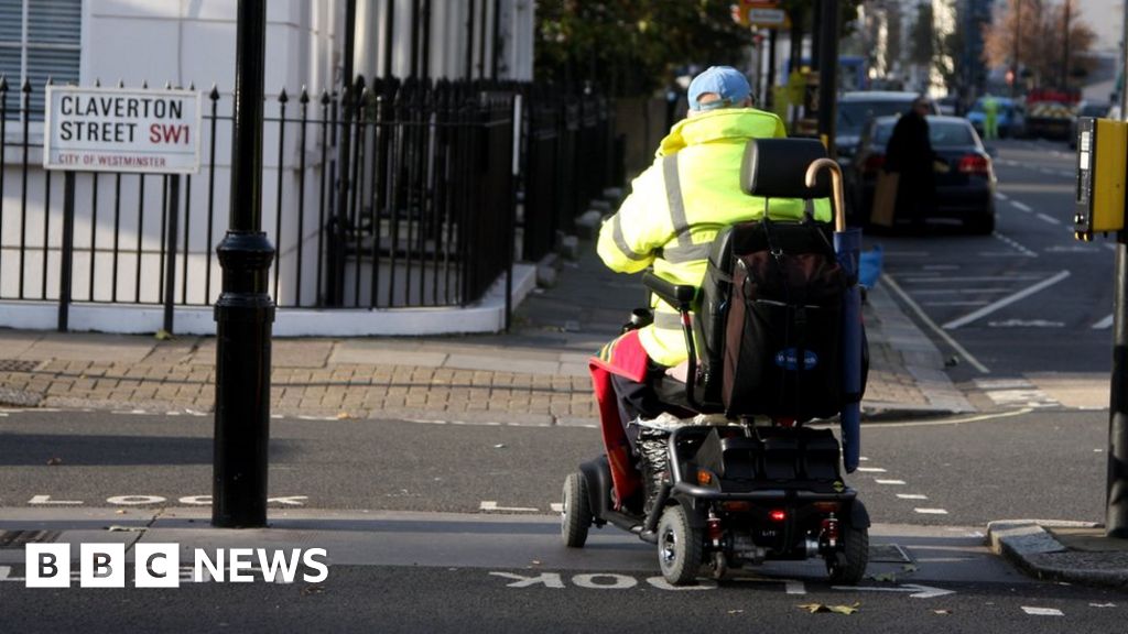 Atos and Capita 'warned to improve Pip disability tests' - BBC News
