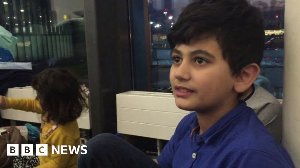 Syrian boy who lives in an airport with his family - BBC News