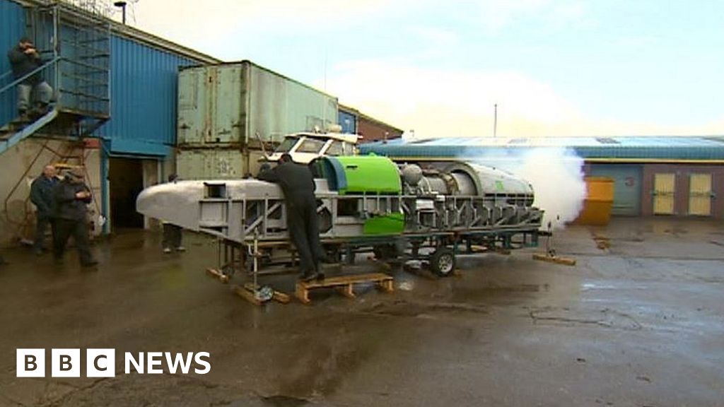 Donald Campbell's Bluebird roars back to life - BBC News