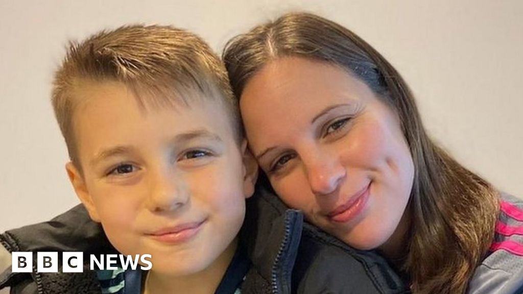 Leicestershire mother urges more men to become bone marrow donors - BBC ...