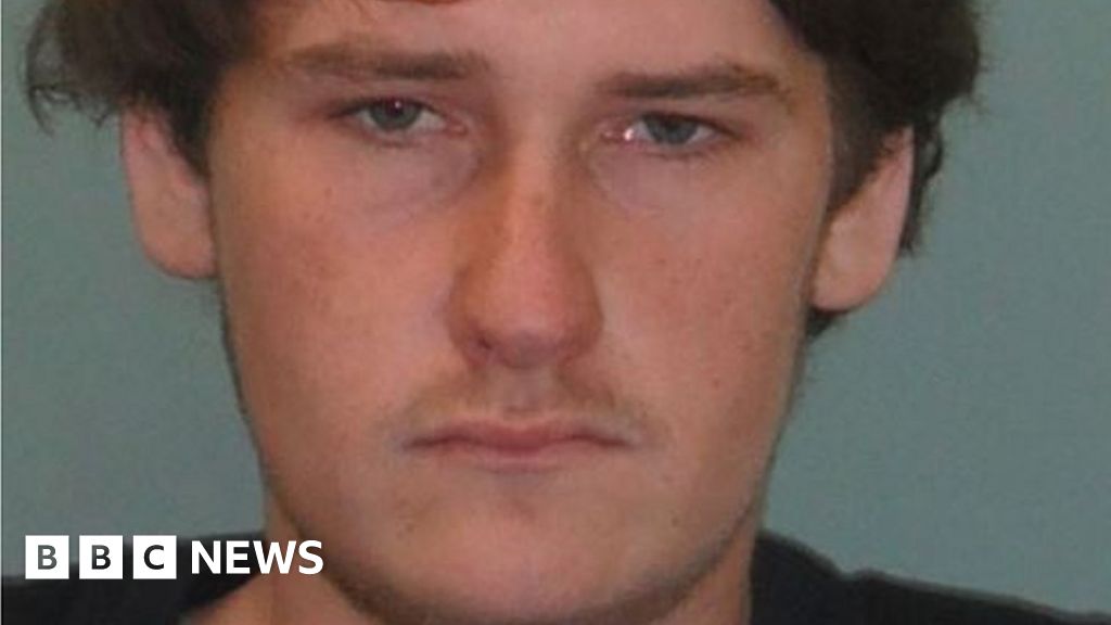 Declan Graves stabbed Michael Warham, 16, through the heart - BBC News