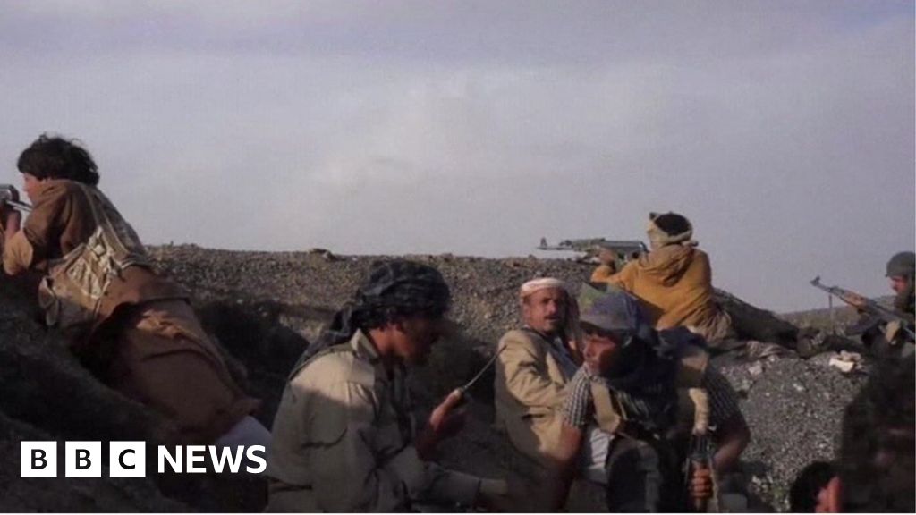 Yemen conflict: Clashes cause concern for ceasefire - BBC News