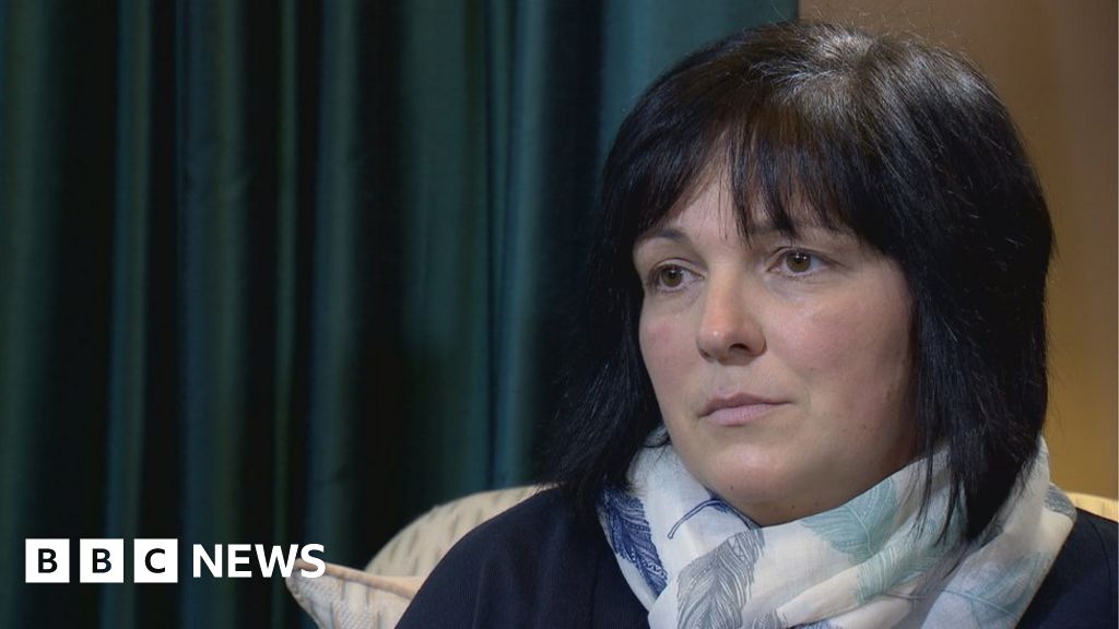 Alistair Wilson's wife: Answers would lift 'dark shadow' - BBC News