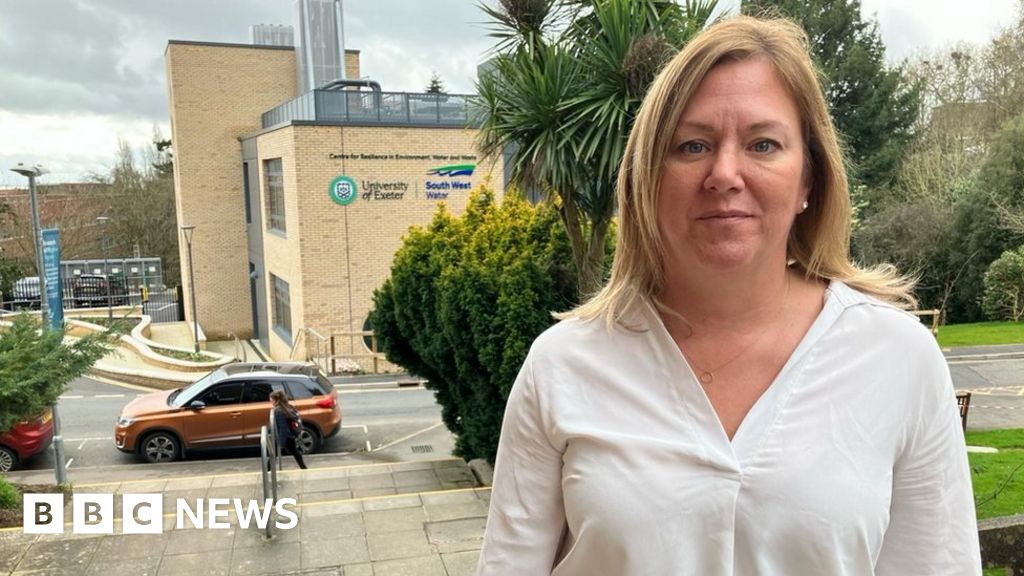 Research centre opens in Exeter to tackle water issues - BBC News