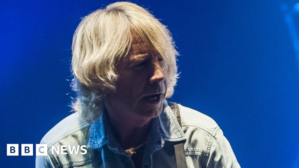Rick Parfitt will not return to Status Quo tour - BBC News