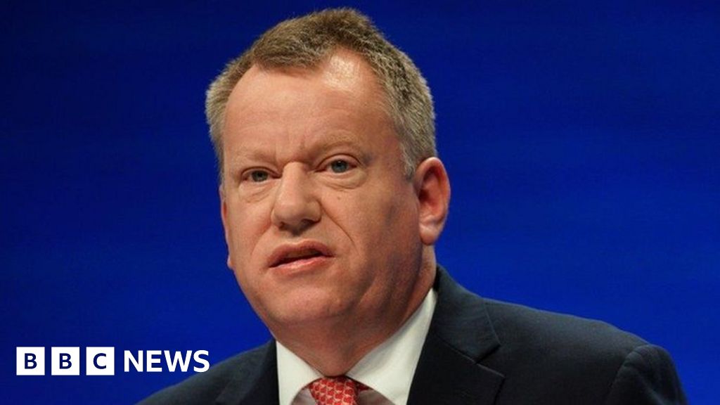 Brexit: Lord Frost proposes 'entirely new' NI protocol - BBC News
