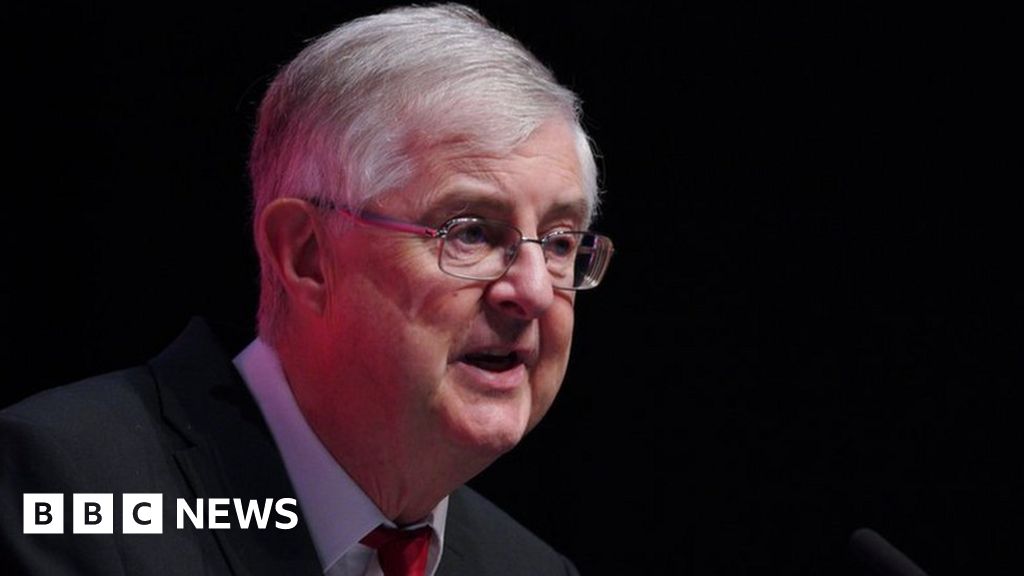 Welsh rugby: Issues off pitch cast shadow over sport, says Drakeford ...