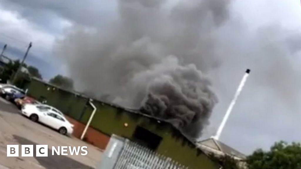 'Trafficked' man dies after Dudley cannabis factory fire - BBC News