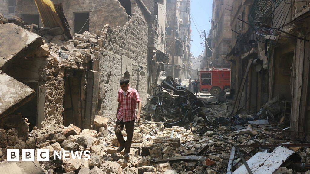 Syria: An American doctor's experience in Aleppo - BBC News