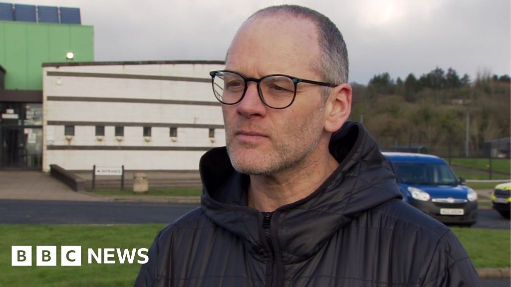 Omagh police shooting: 'John stumbled and staggered 200m after attack'