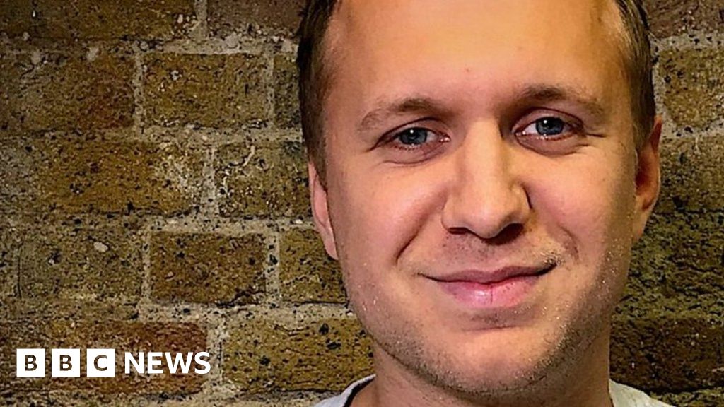 CEO Secrets: 'Spend more on staff than clients' - BBC News