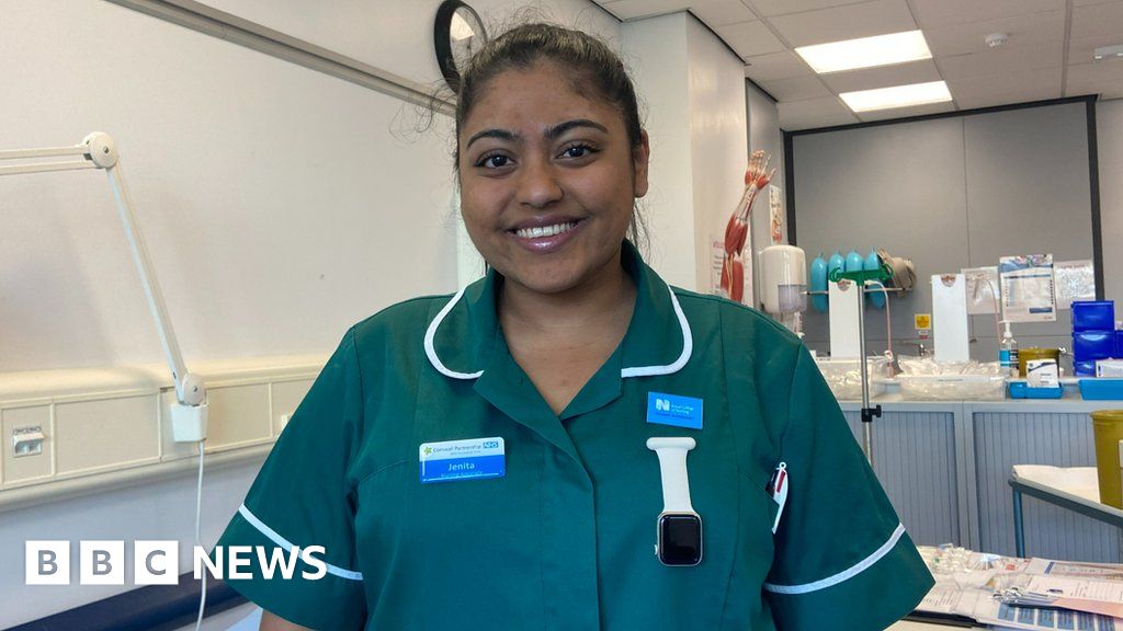 Cornwall student nurse shortlisted for three awards - BBC News