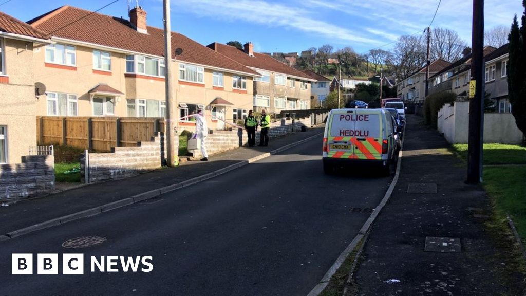 Cimla murder trial: Accused 'not raped' before killing - BBC News