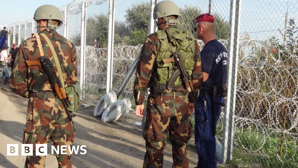 Migrant crisis: Will Hungarian clampdown work? - BBC News