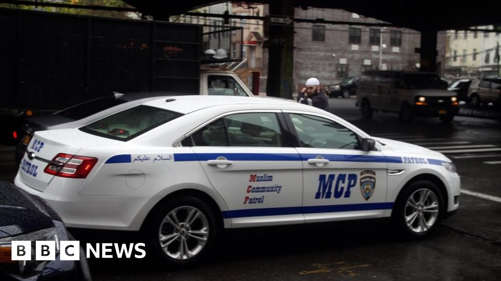 Who are the Muslim community patrols protecting US mosques? - BBC News