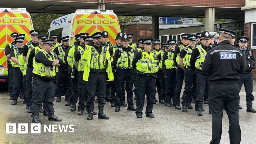 Nine held and vehicles seized in North Yorkshire police operation - BBC ...