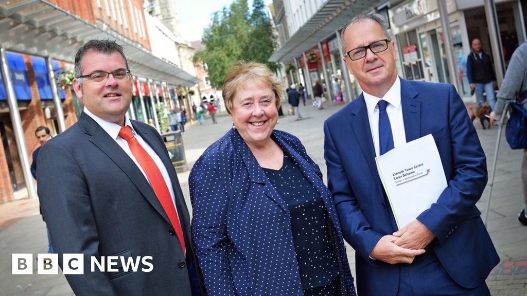 £750k loan scheme for Llanelli town centre buildings - BBC News